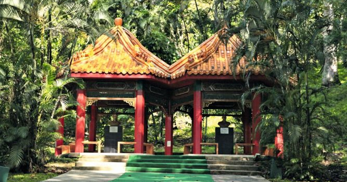 Discover Friendship Park